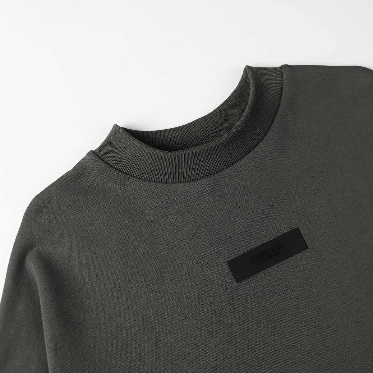 Essentials Sweater – dxbdripped